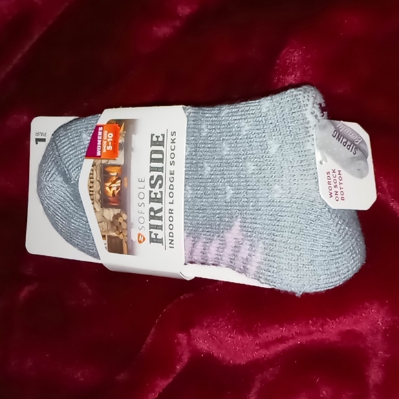 Sof Sole | Accessories | Fireside Indoor Lodge Socks | Poshmark